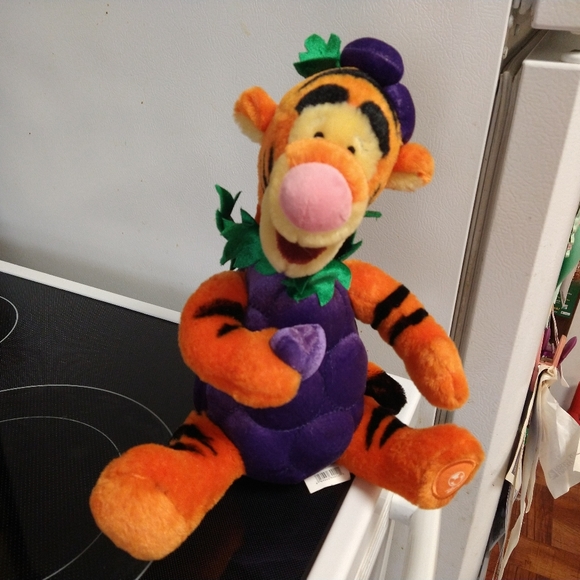 Disney | Toys | Disney Store Grape Fruit Spring Tigger Winnie The Pooh ...
